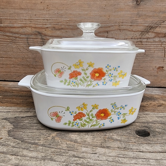 Corningware | Kitchen | Vintage 7s Corningware Wildflower Stumped Set Of 2 Cooking Casserole ...